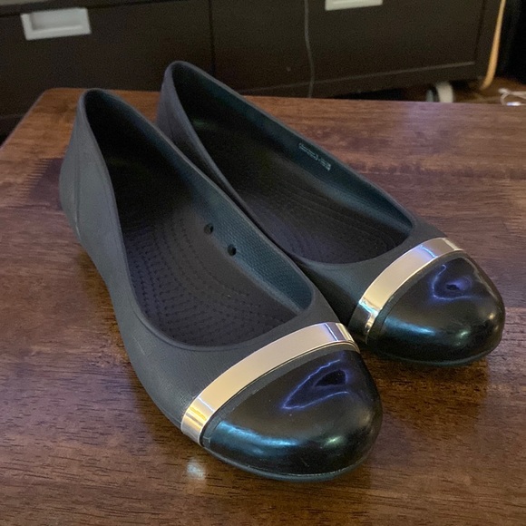 CROCS | Shoes | Crocs Cap Toe Mirror Flats | Poshmark